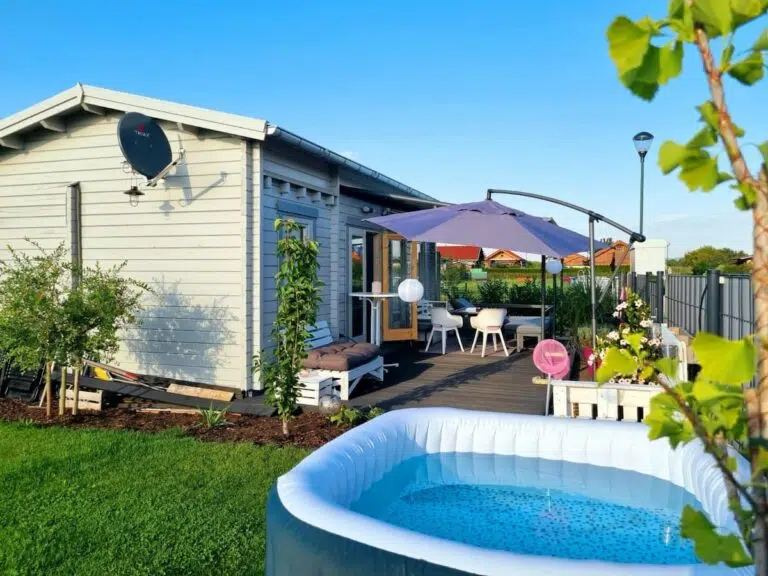 Granny Annexe Guide 2024 - Cost, Law & More | Summerhouse24