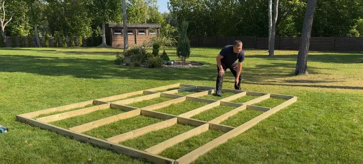 Your step-by-step guide to build a wooden shed base | Summerhouse24